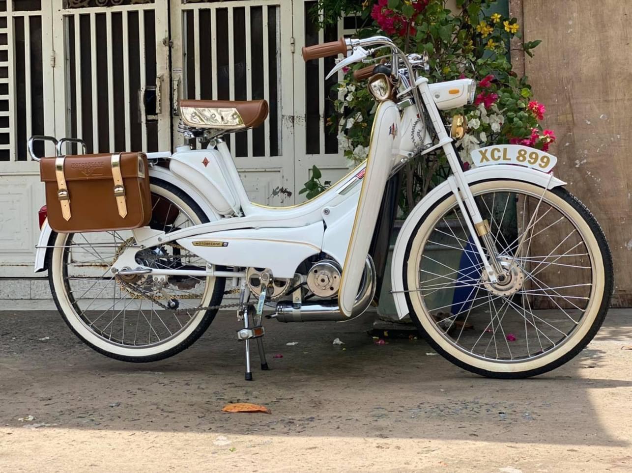 Mobylette AV42 - Màu Trắng